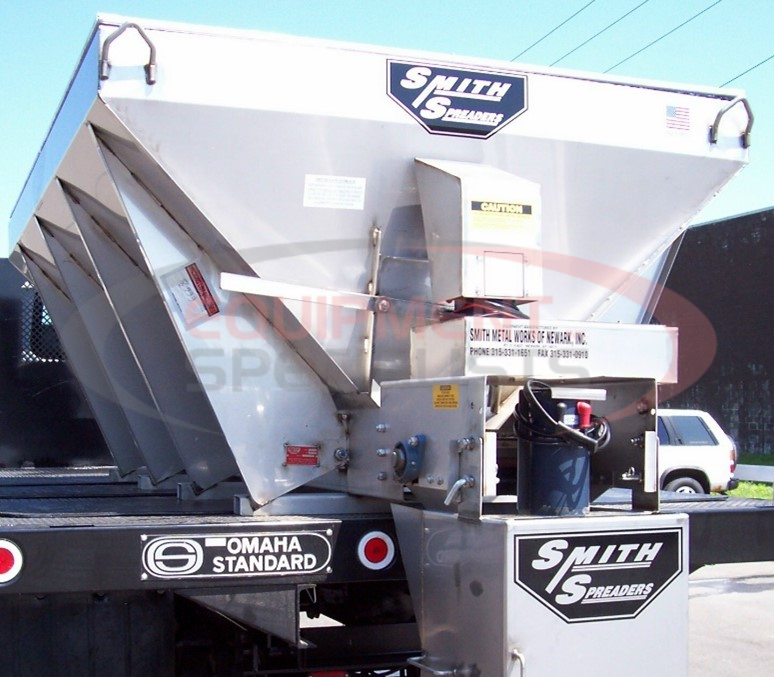 Smith Spreaders SmithSSV - SMITH SSV MUNICIPAL SPREADER | Equipment Specialists